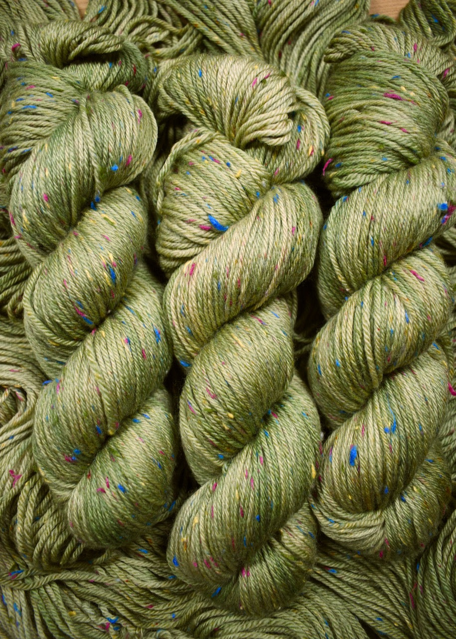 Essence of Autumn Hand Dyed Yarn – Essence of Autumn Yarn